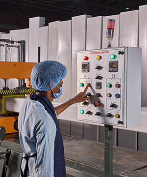 Innomach - Container Loading-Unloading System | Automated Loading-Unloading System | FRP ...